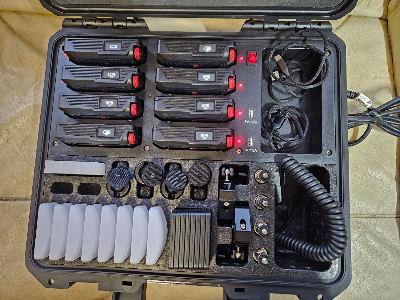 Rent 8x Aputure MC Pro RGB LED Light Panel from GB, Newington ...