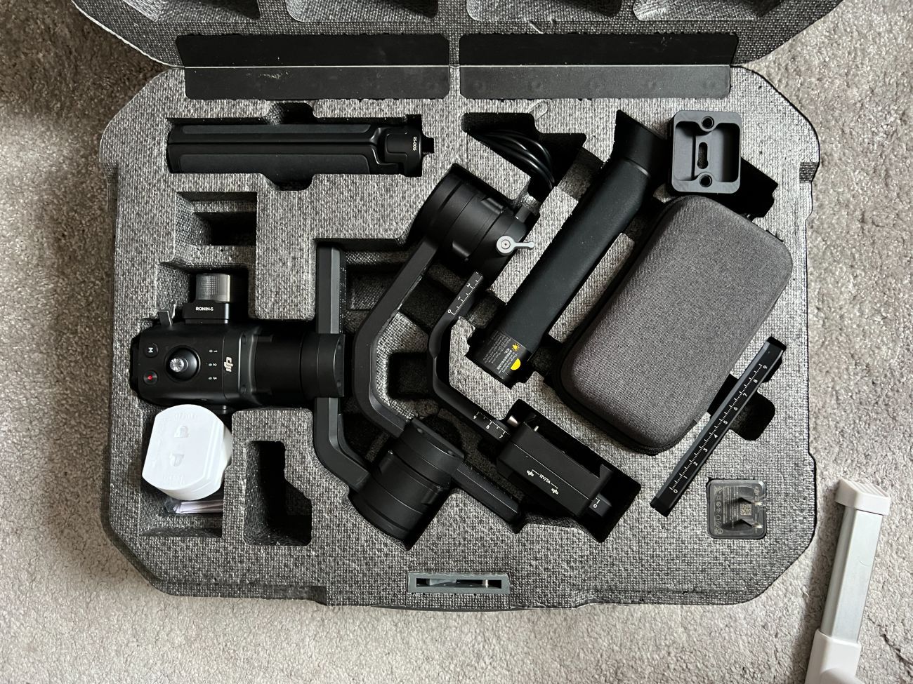 Rent Dji Ronin S standard kit new from Tany M, Loughton & Shenley ...