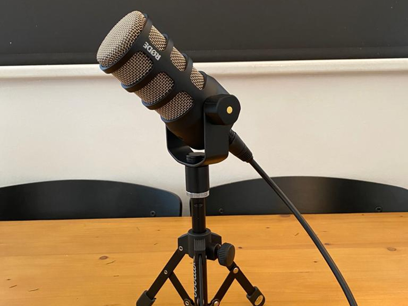 Rent RODE Podmic with stand and XLR cord included from Carl F, Stoke ...