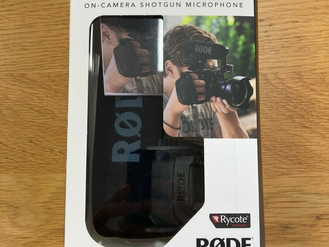 Rent Rode Videomic Pro from Yichen S, Weston-super-Mare Hillside, North ...