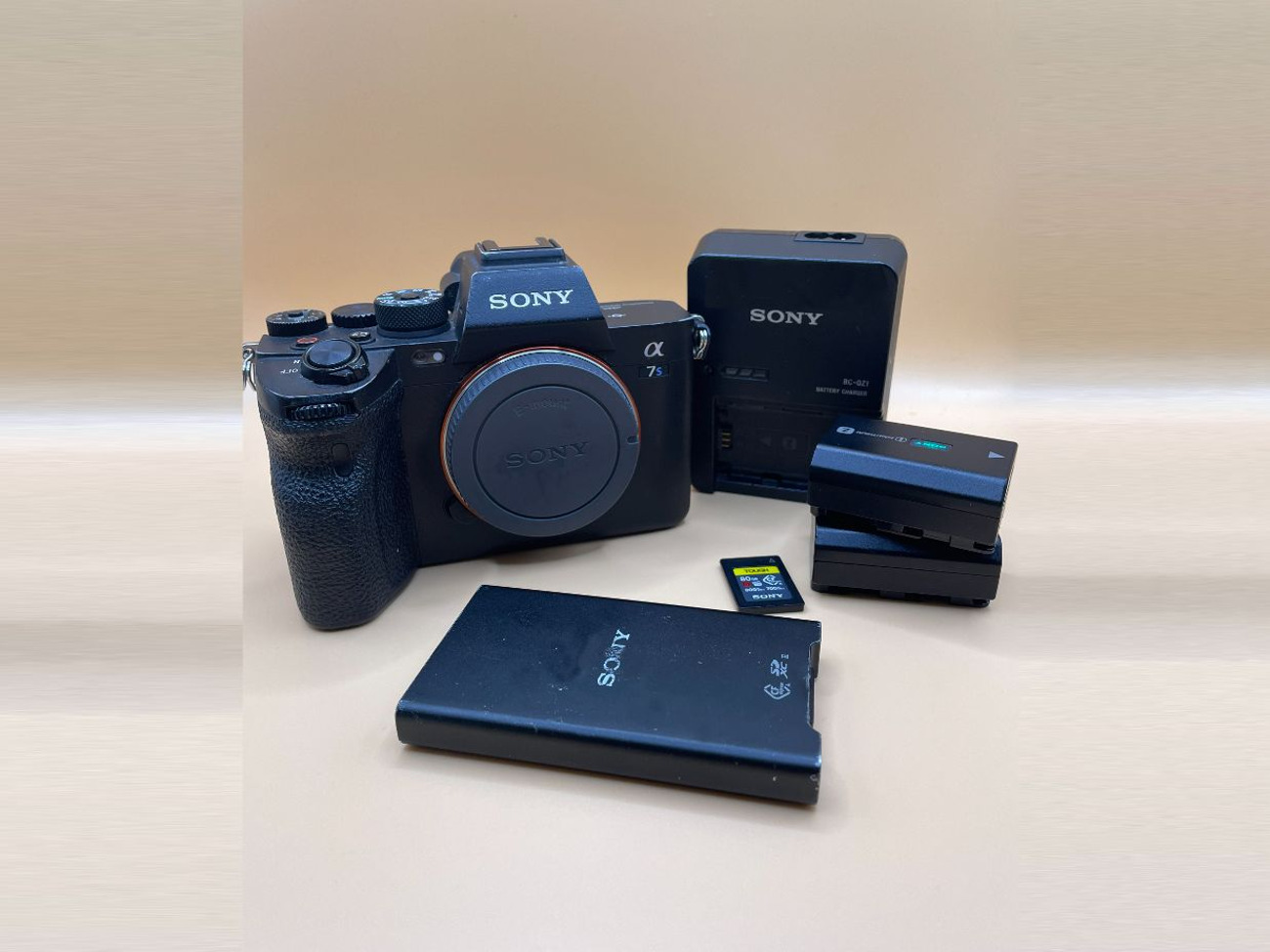 Rent Sony Alpha A7S Mark iii from Nw1 H, Caledonian, Islington for £23 ...