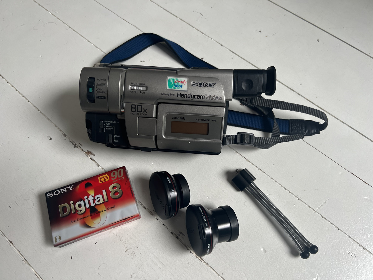 Rent Sony Handycam VHS Camcorder CCD-TRV46E PAL Video 8 from Noah ...