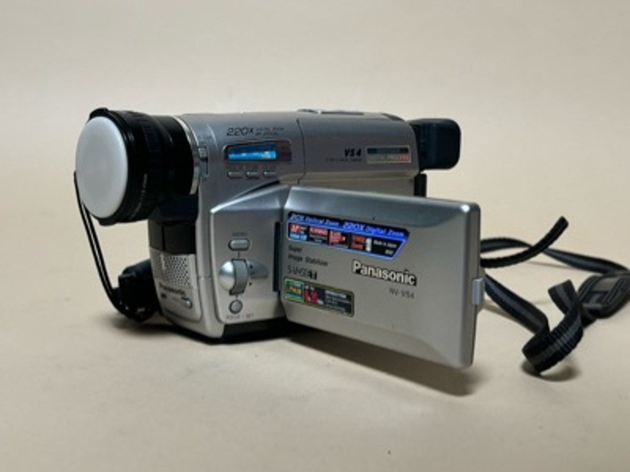 Rent VHS Camera Panasonic - Super VHS from Andrew S, Hillrise ...