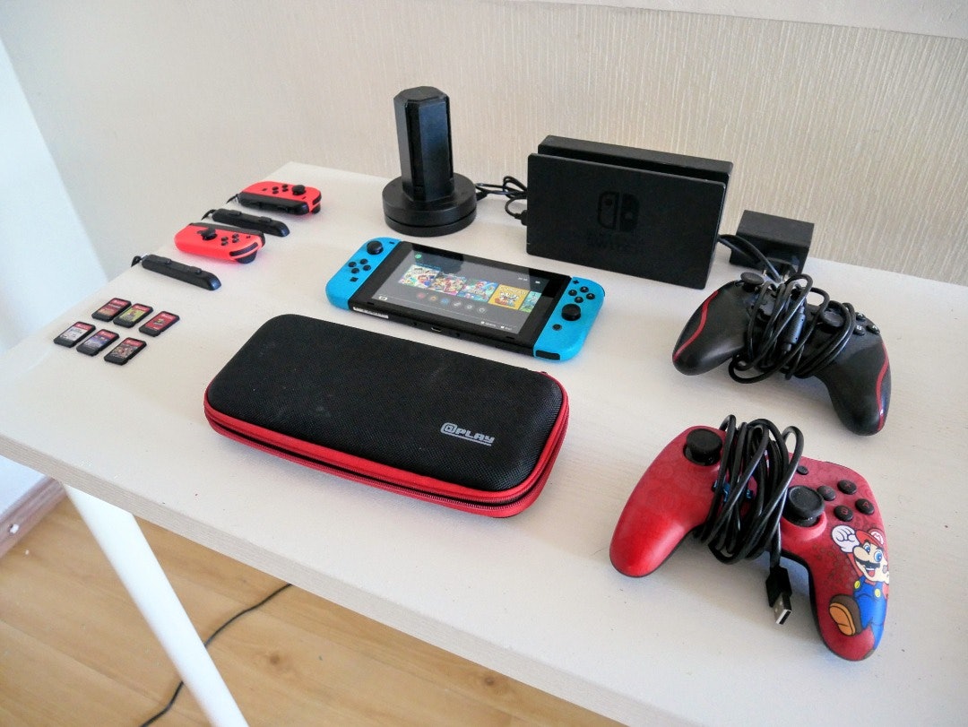 Lei Nintendo Switch, 4 kontroller, populære spill fra Philip Bakke H i ...