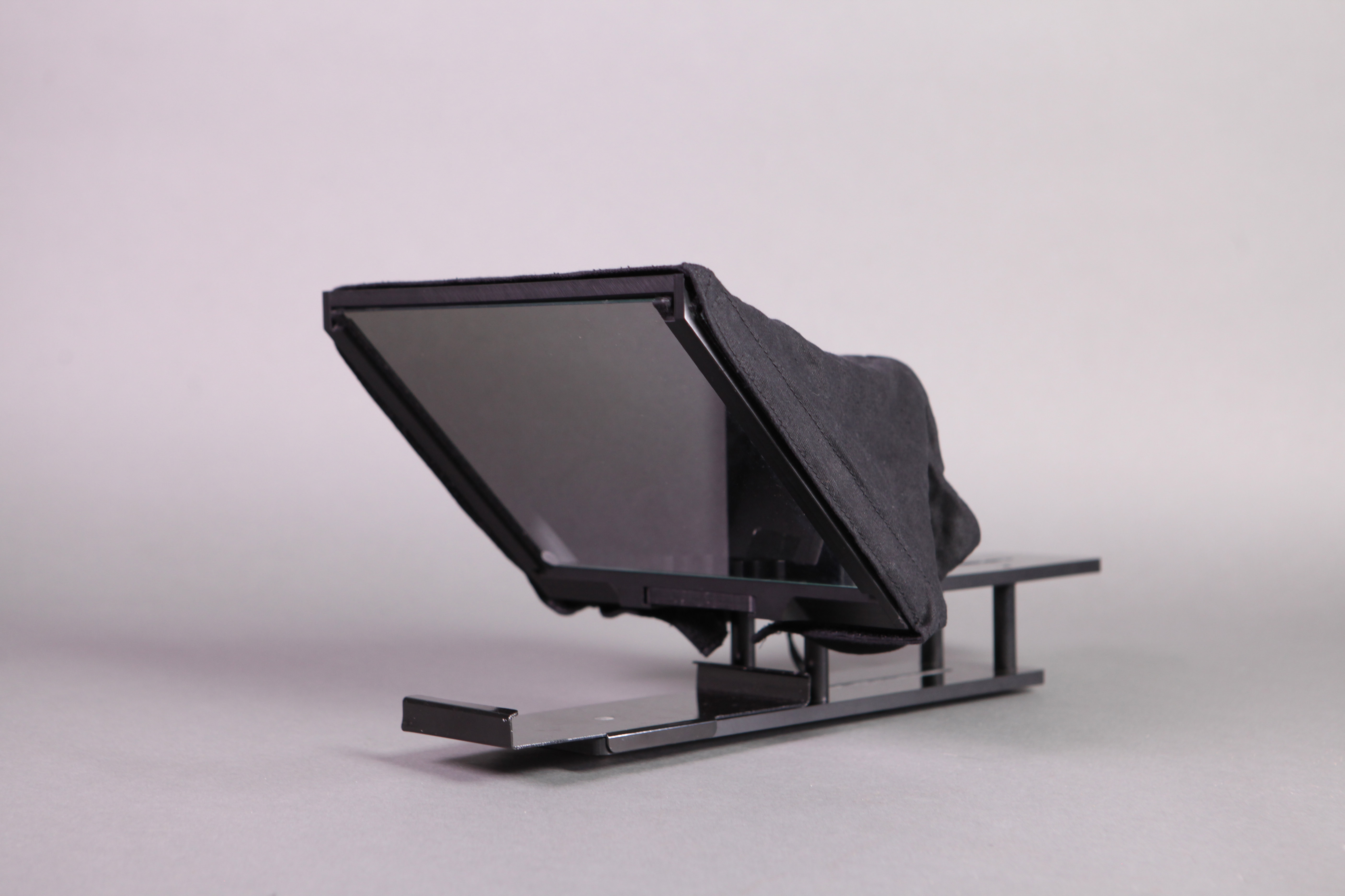 Rent Tablet ipad autocue from Mark P, Hassocks, Mid Sussex for £11 - 25/day