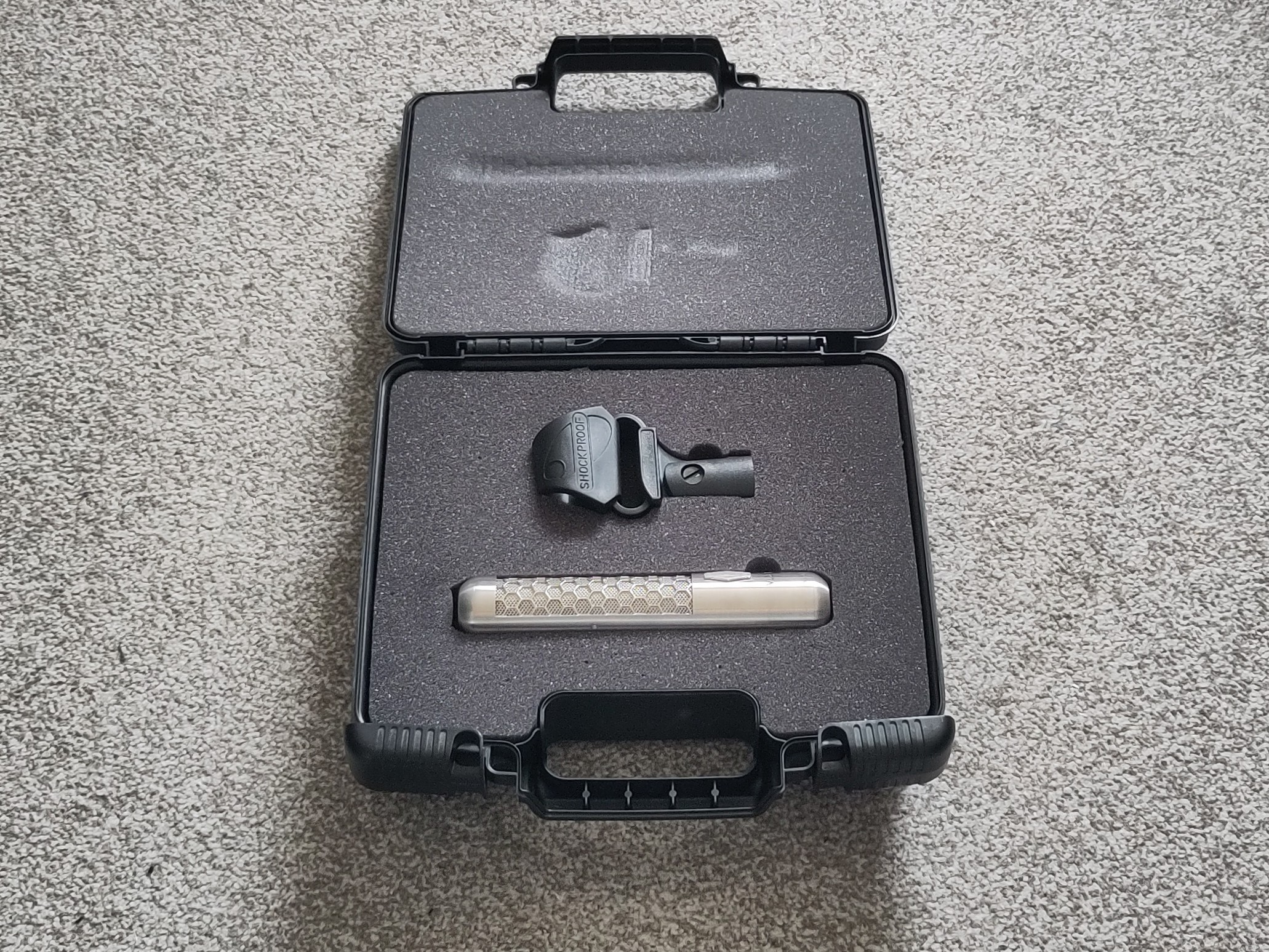 Rent Samar VL37A Ribbon Microphone from Matthew S, Bitton & Oldland ...