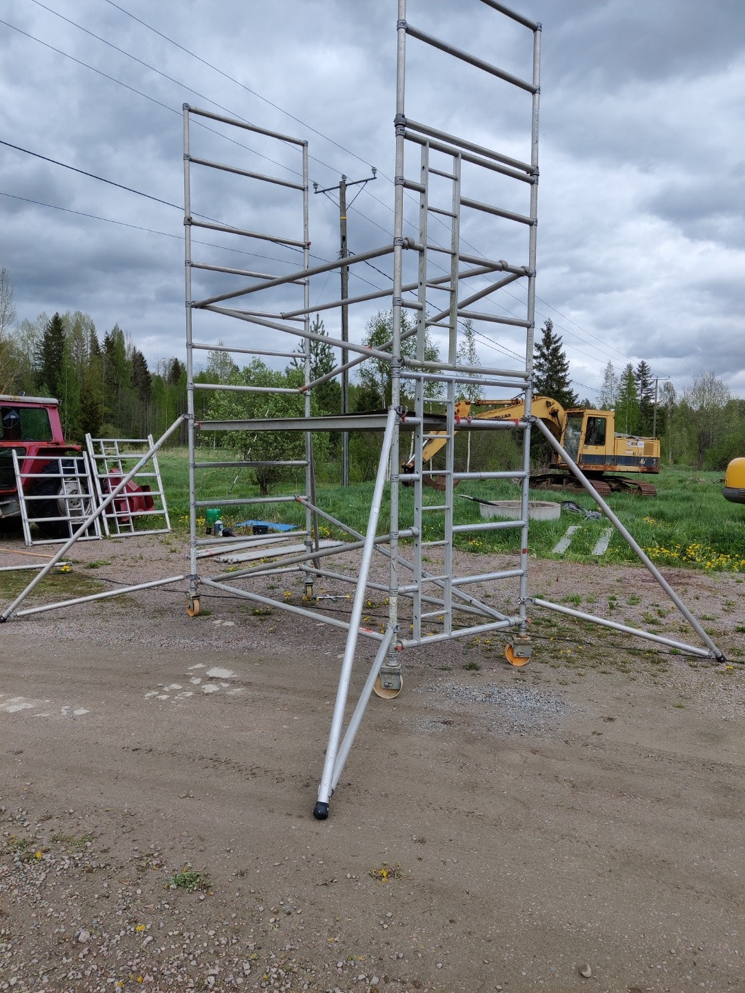 Vuokraa Alumiiniset rakennustelineet Timo Lasse Juhani Y:lle i Perttula, Nurmijärvi