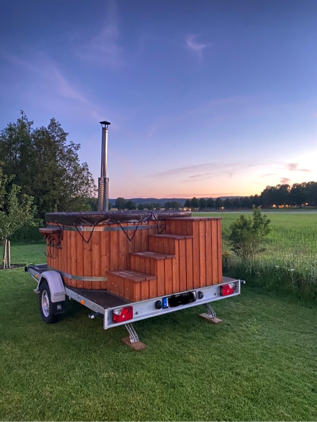 Hyr Badtunna/Jacuzzi av Rasmus Karl Filip H i Ljungbyhed, Klippan