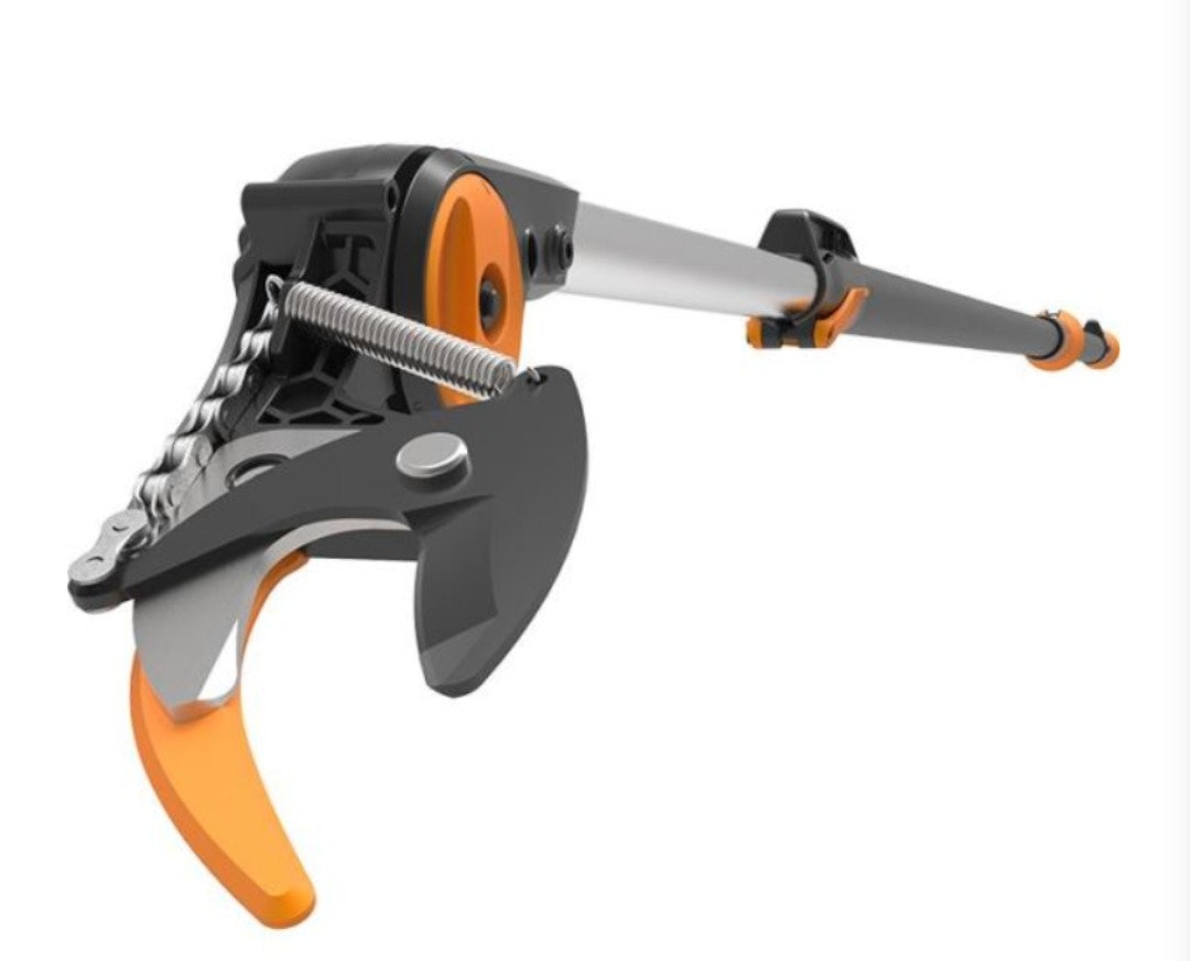 Hyr Grensax och såg med teleskopskaft Fiskars av Samuel Reynald A i ...